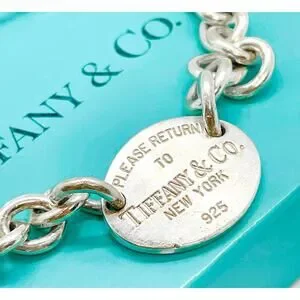 Tiffany & Co. | Jewelry | Tiffany Co Return To Tiffany Oval Tag Charm ...